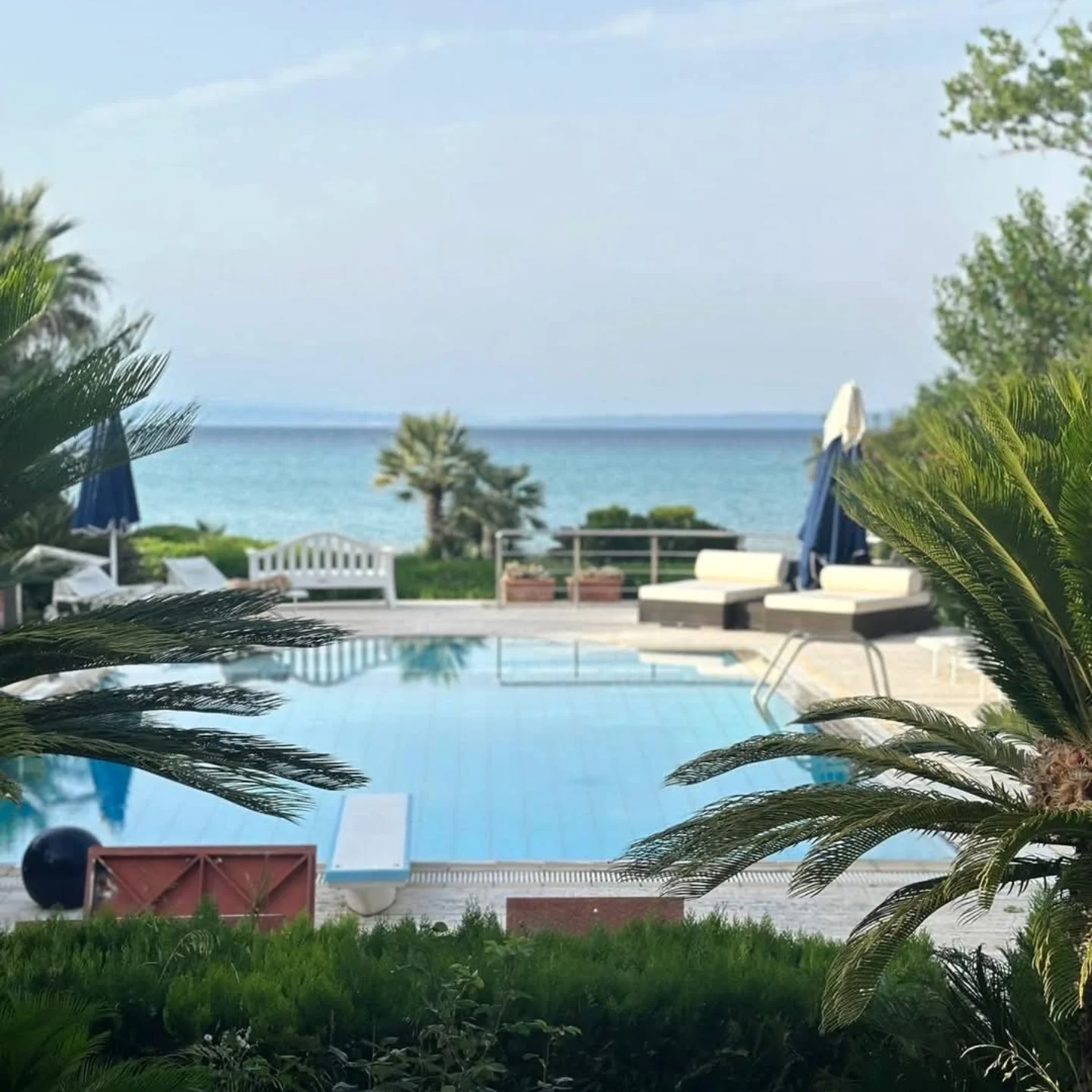 Villa in Halkidiki – First Row to the Sea 🌊 – Luxury Redefined! – DIAR ...